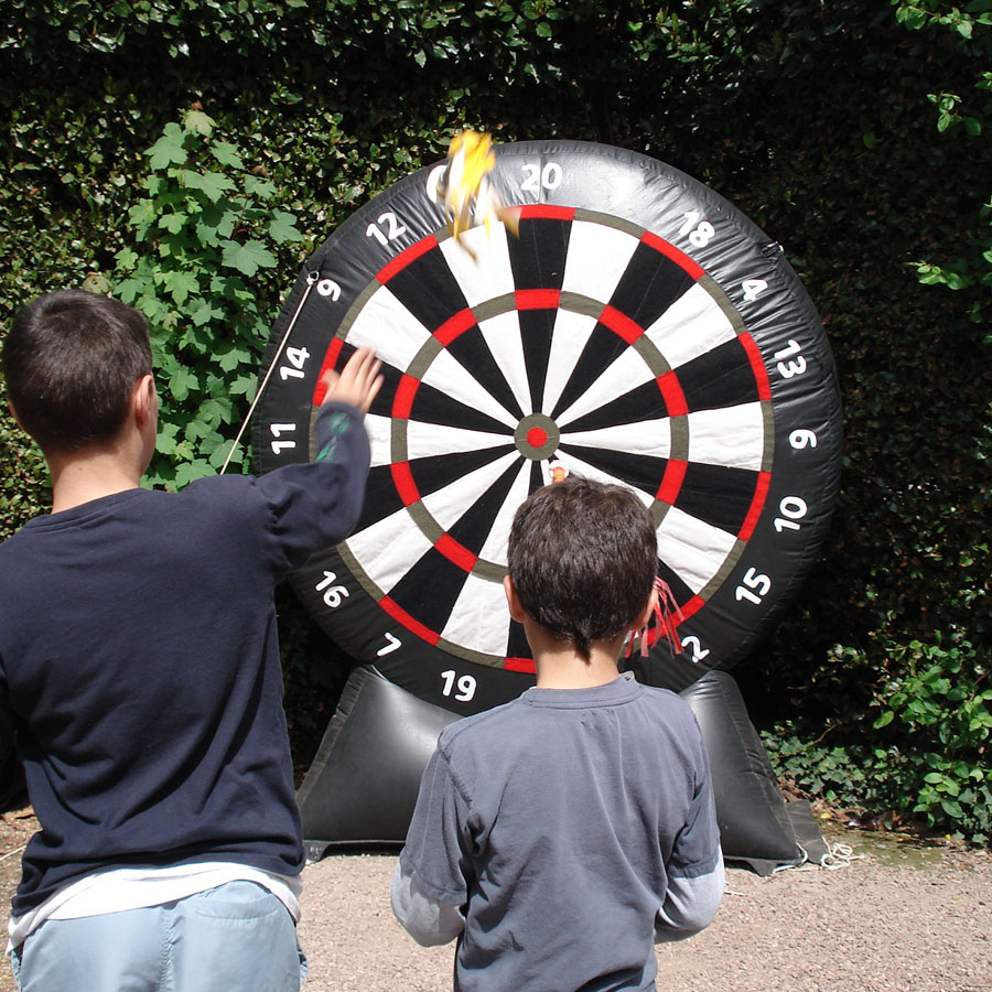 cible géante - éole animations - location jeu gonflable cible géante