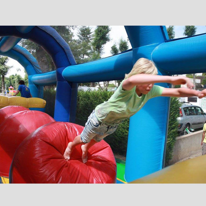 wipeout - éole animations - location parcours wipe out